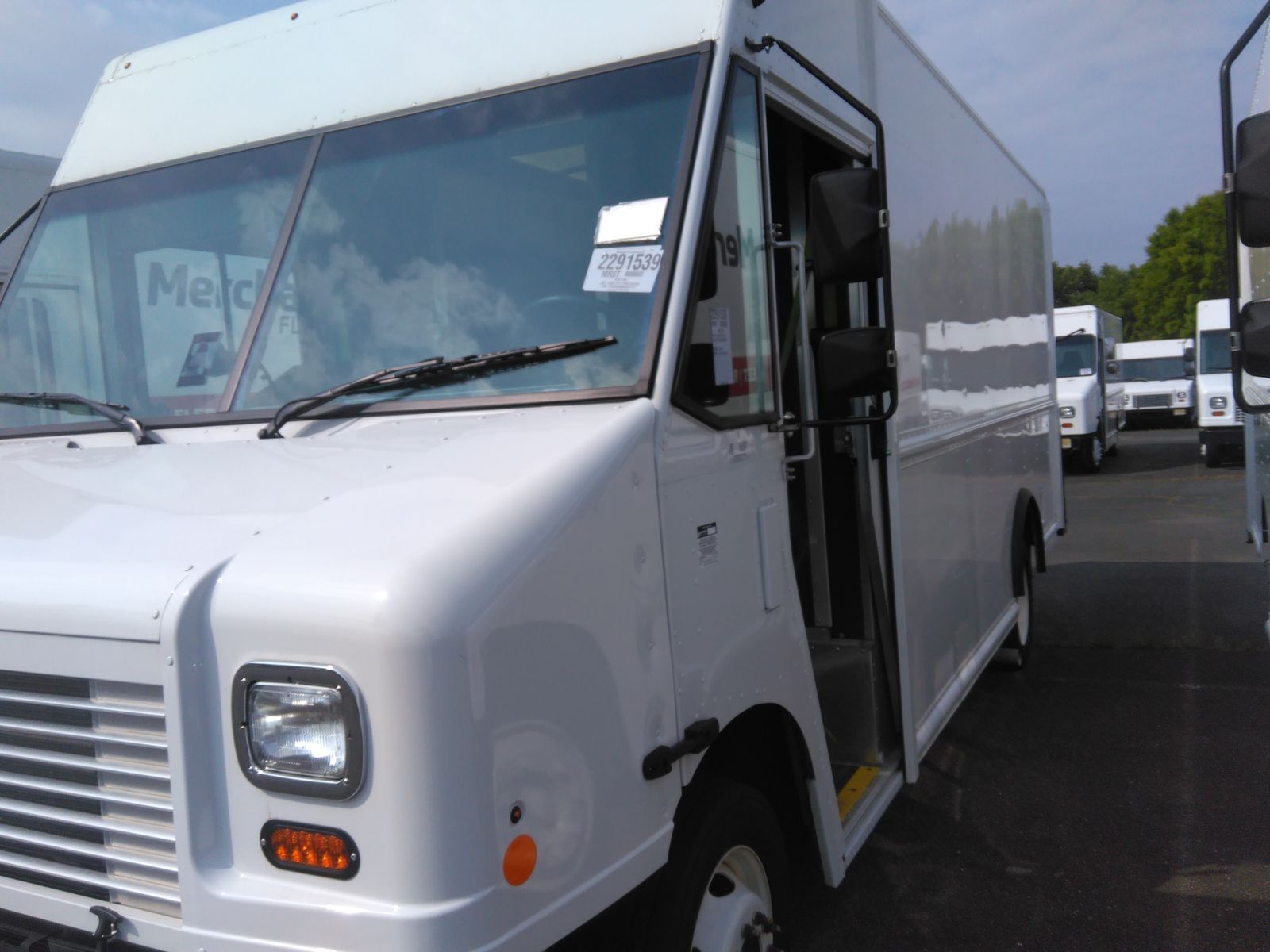 1f64f5kn8m0a05333 Ford F-59 commercial stripped chassis 2021 7.3 Купить ...