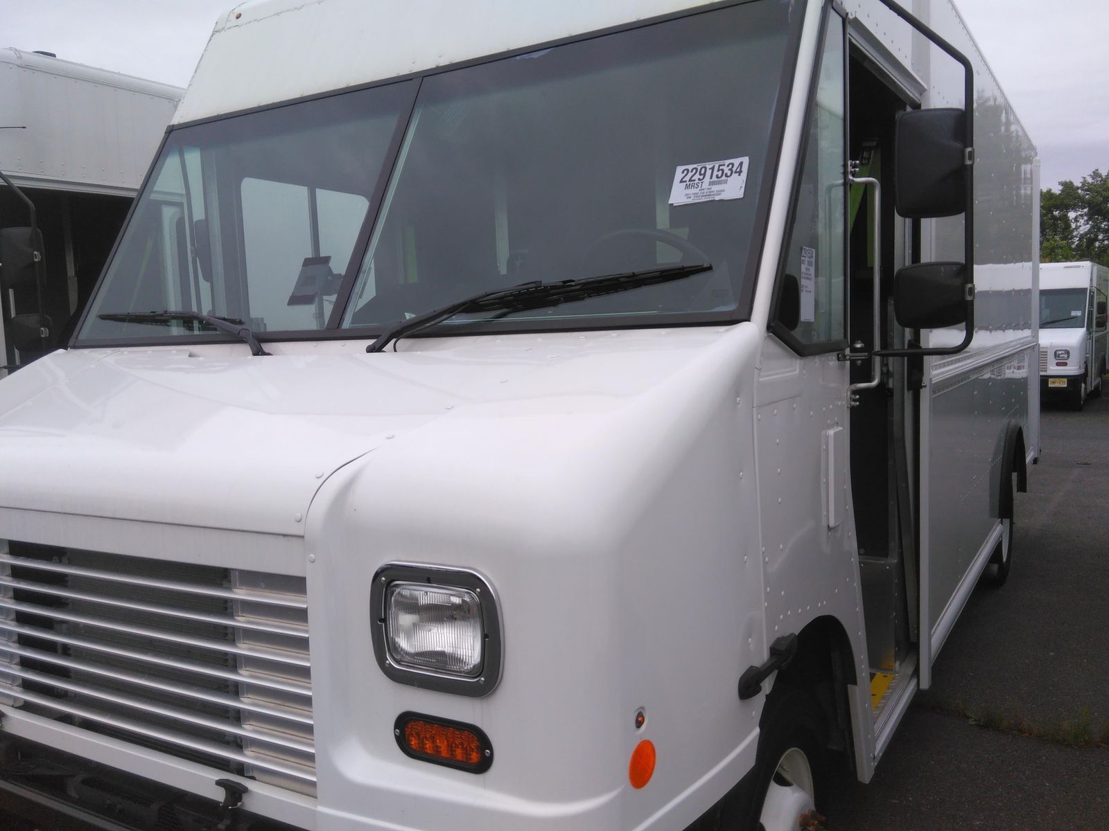 1f64f5kn8m0a05302 Ford F-59 commercial stripped chassis 2021 7.3 Купить ...