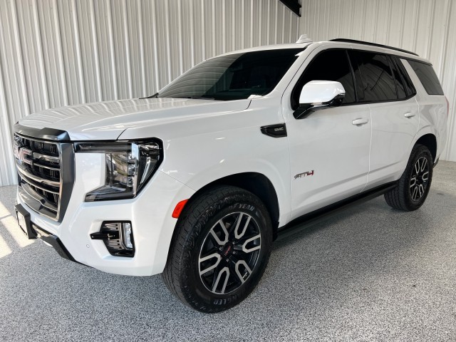2023 GMC Yukon AT4 4SB AUTO1