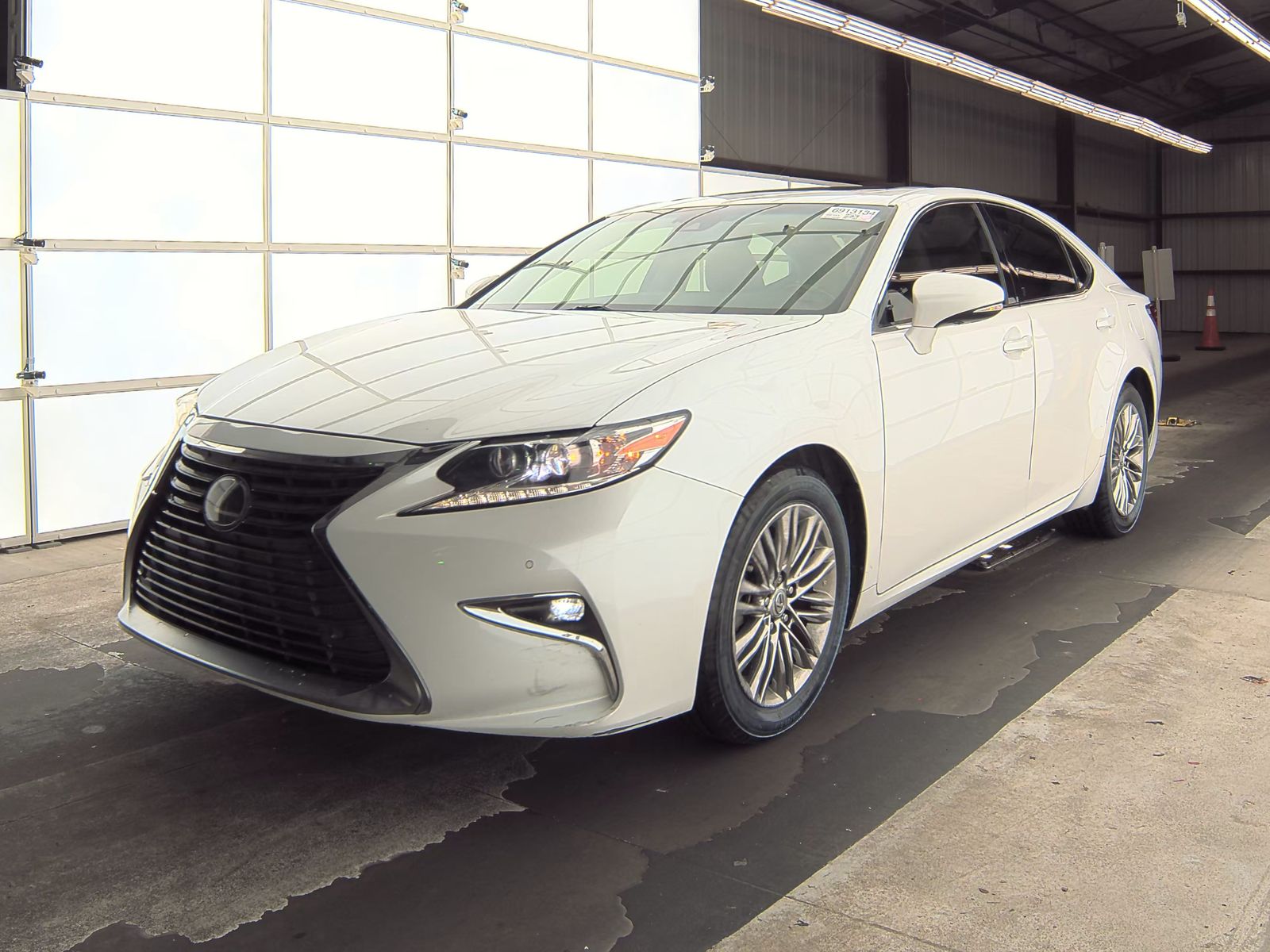 2017 Lexus ES 350 AUTO1