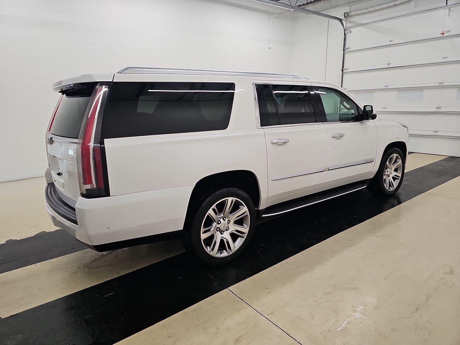 2017 Cadillac Escalade ESV Luxury 4WD 4dr Luxury | Adcock Brothers Inc
